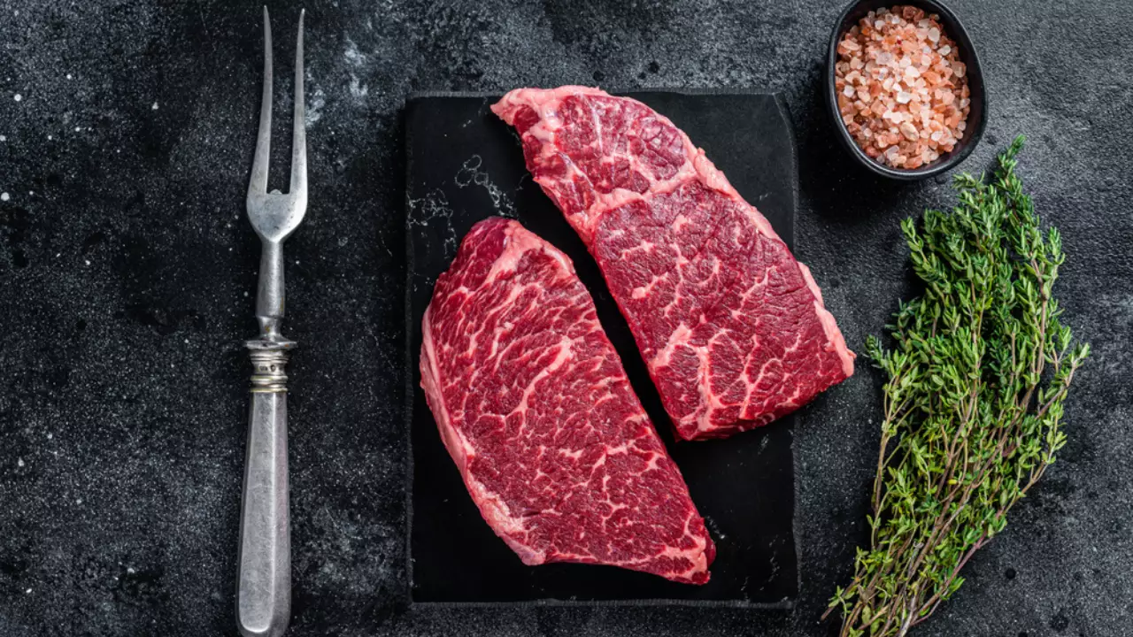 How To Prepare Steak For Grilling? - Kitchen Zoes